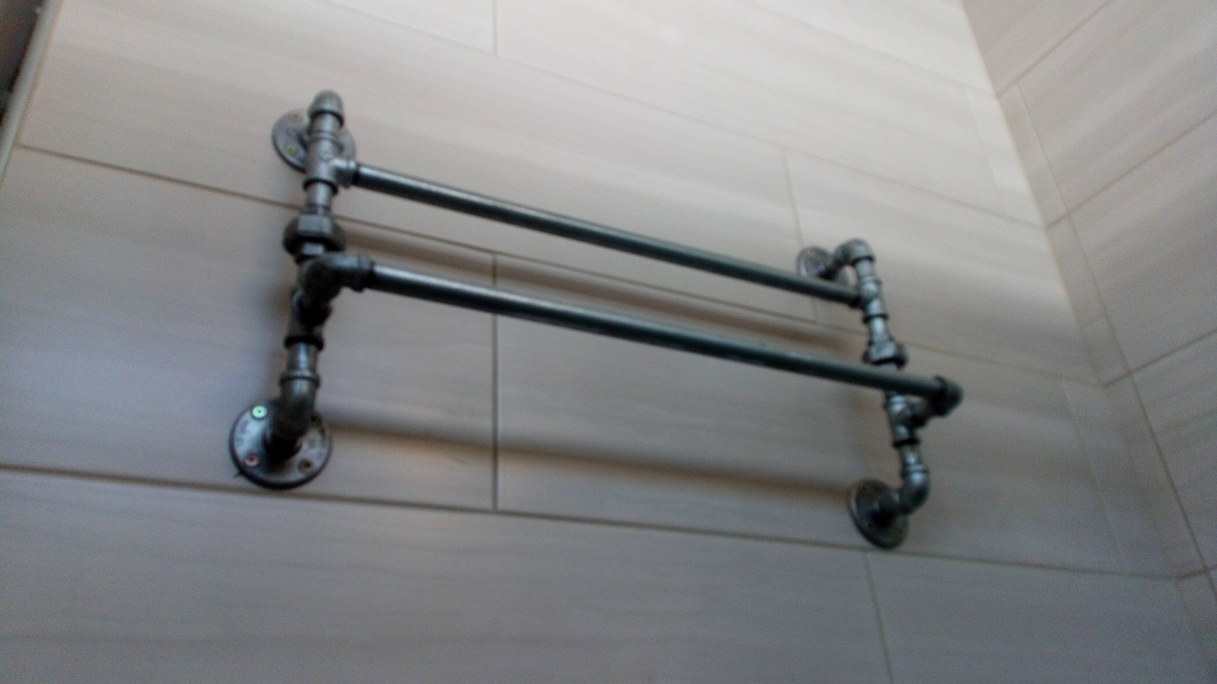 DIY Industrial Towel Rack Kit - Aluminium Flanges-Pipe Furniture One ...